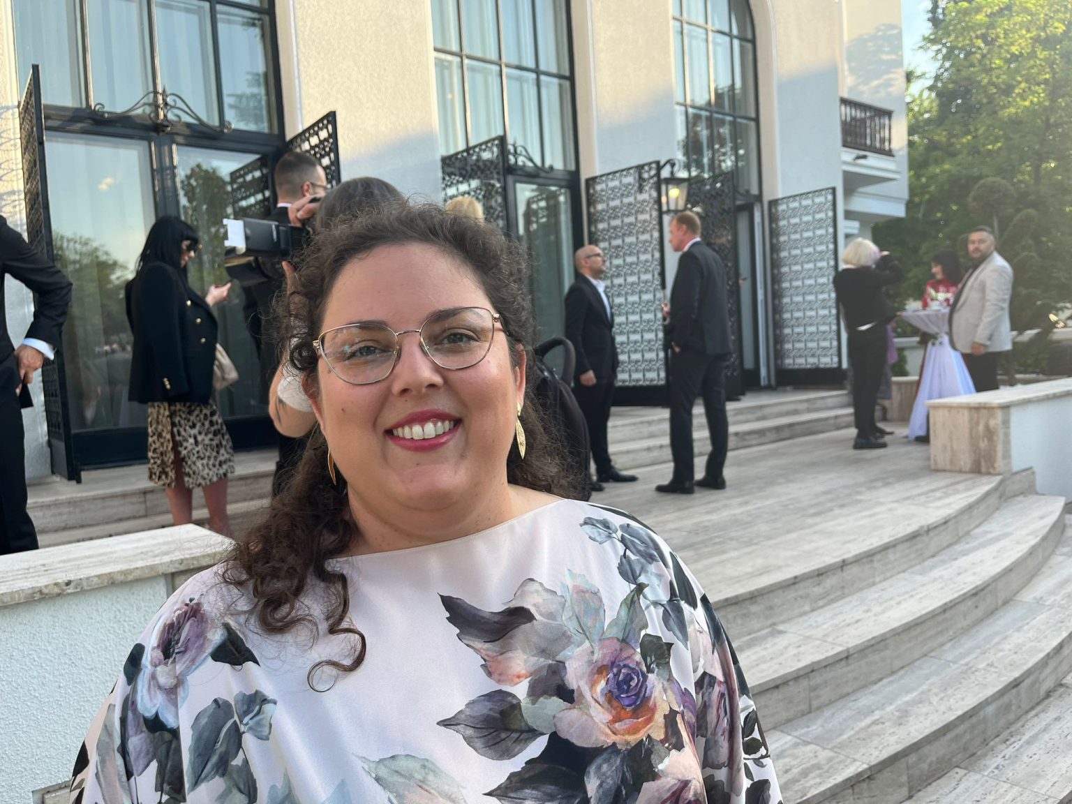 entrevista a la señora maría Micaela Ossola Revilla, cónsul de españa ...